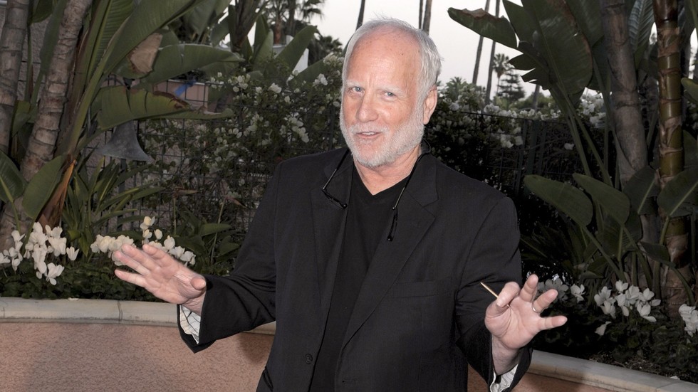 СПЕЦИАЛНО ЗА ДЕБАТИ.бг : Оргията „Холивуд“ – от секс риалити до ...